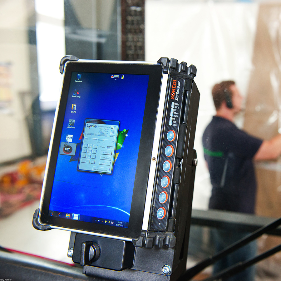 Vehicle Mount Industrial Terminal - DCI Scanning